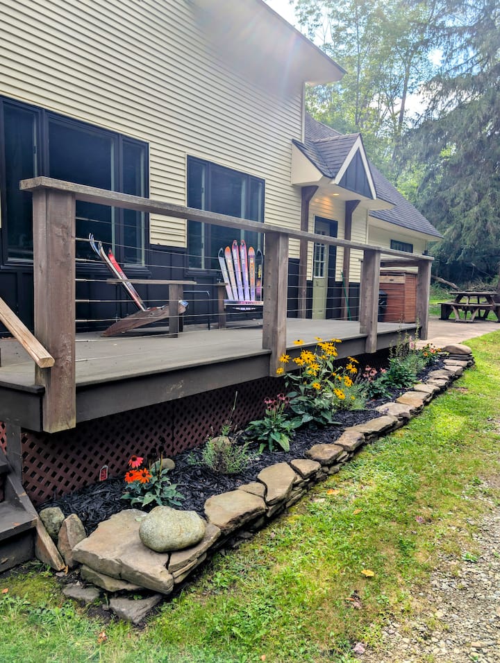 A Creekside Haven - Ellicottville, NY