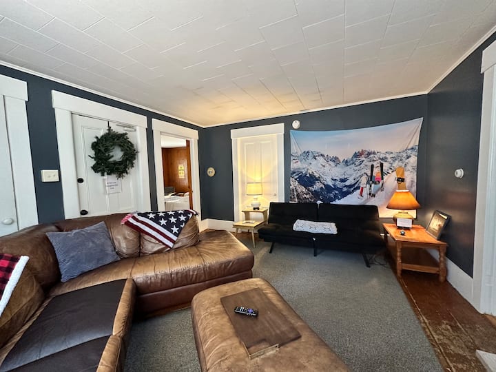 Lovely 2-bedroom Rental Unit Minutes From Okemo! - Ludlow, VT