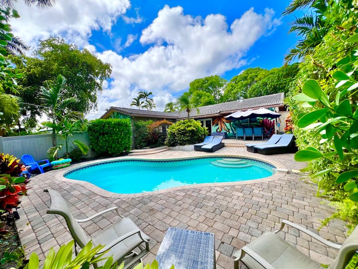 Private Oasis With Heated Saltwater Pool - Dania Beach, FL