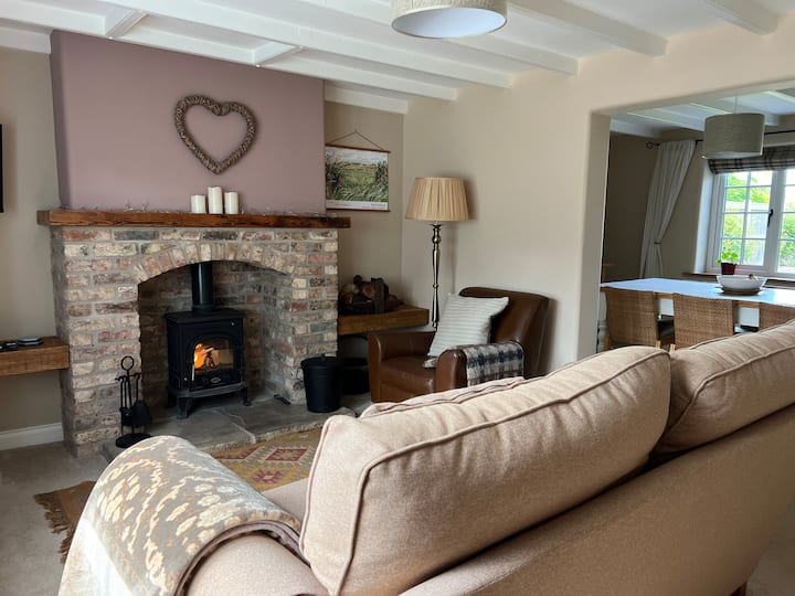 Cute Cottage | Contractor Parking| Yorkshire Wolds - Driffield