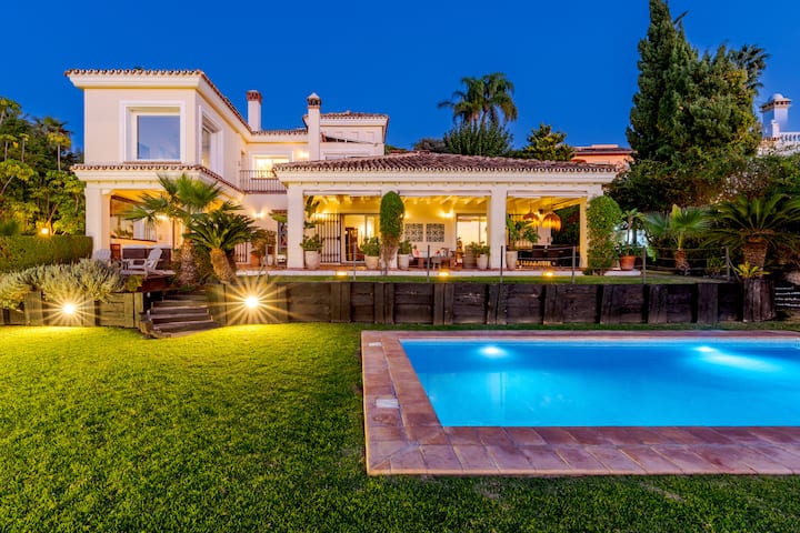 Ocean View Luxury Villa Bbq , Gym & Disco Bar - Benalmádena