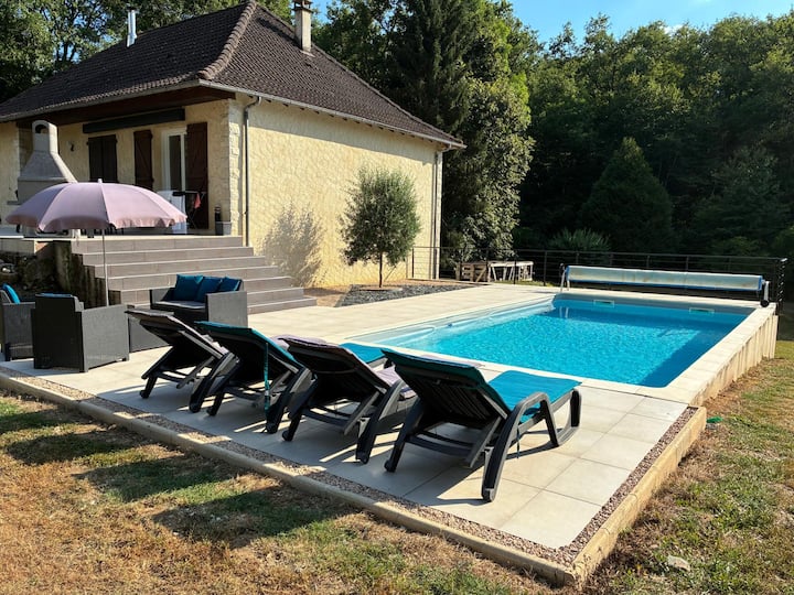 Cottage Chaleureux Avec Piscine - ibis budget Brive La Gaillarde