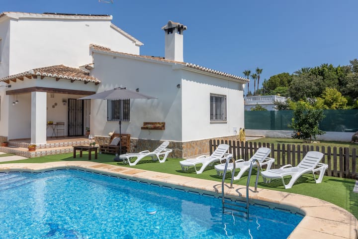Villa Avec Piscine, Ping-pong, à 500m De La Mer - Dénia