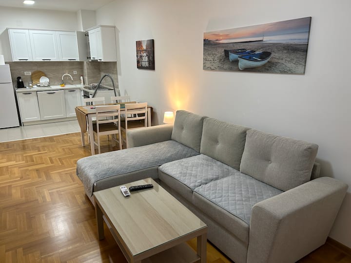 New Luxury Flat In The Heart Of Budva W/garage - Budva