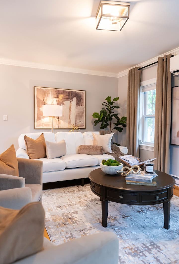 Cozy, Modern, Charming Cottage 1min To The Beach - Boston, MA