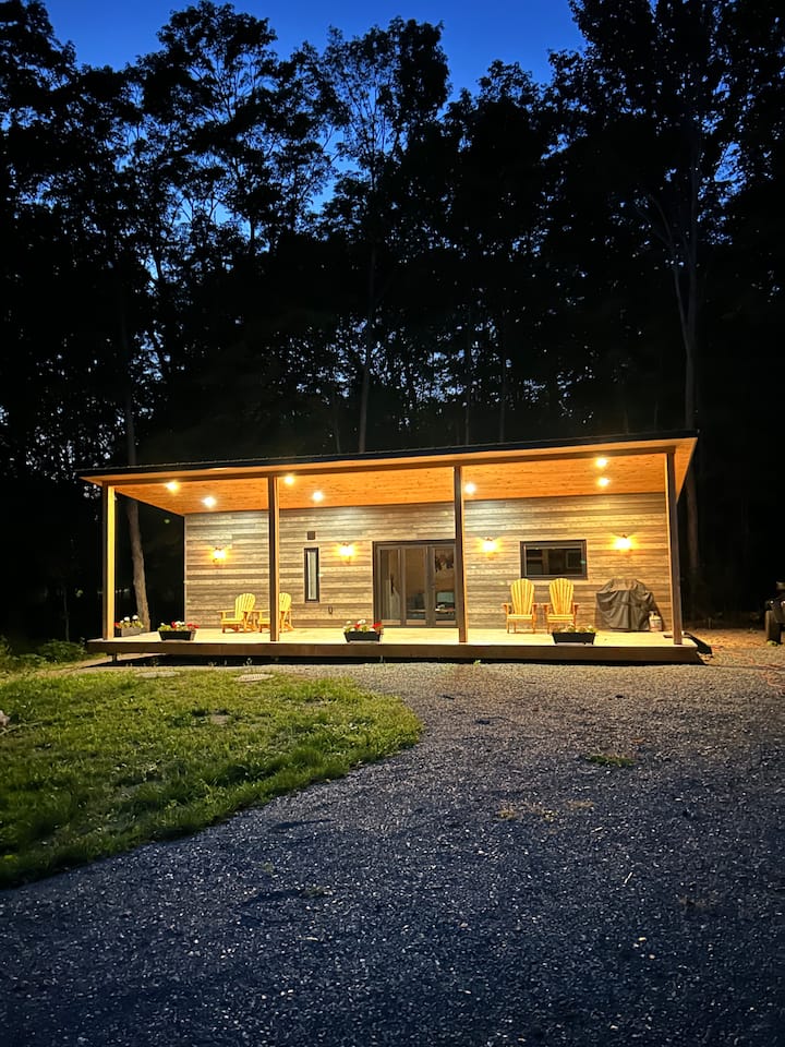 Intimate Tiny Hideaway In Algoma - Ontario