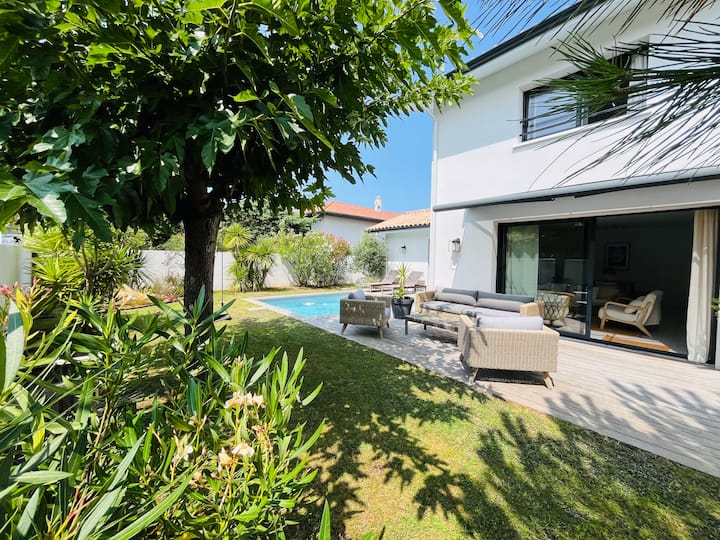 Villa Récente Avec Piscine Proche Plage - Biarritz