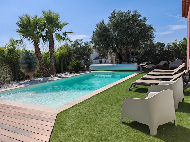 Appartement Calme 45m2 En Rez De Jardin De Villa - Le Castellet