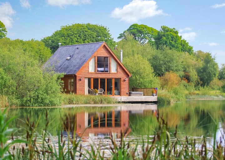 The Top Boathouse - Bangor