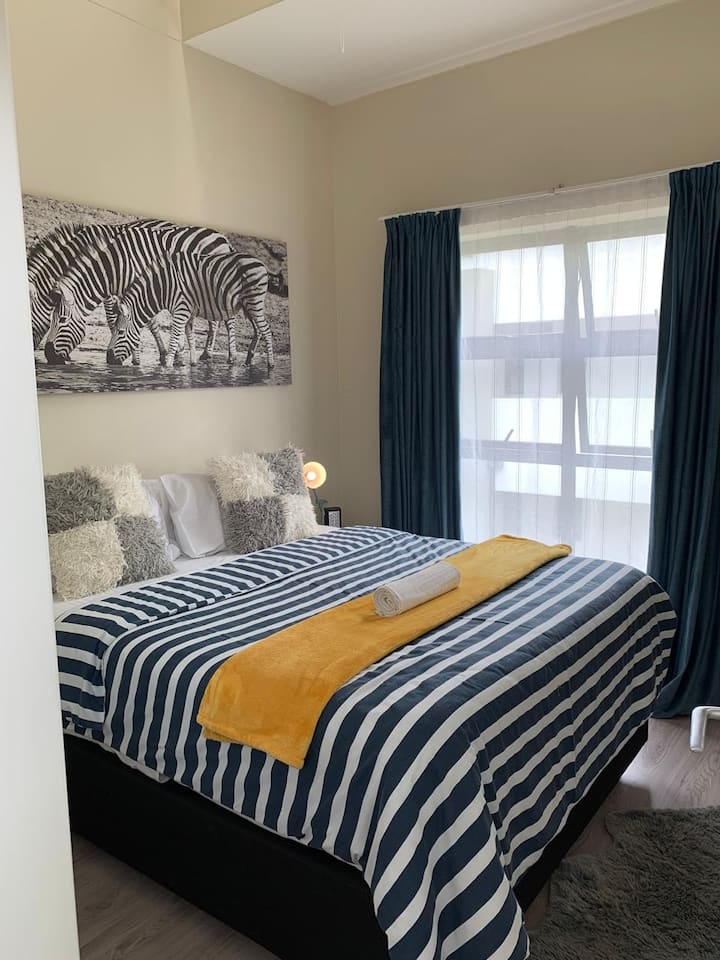 Beautiful 2 Bedroom Unit, Inverter & Complex Pool - Midrand