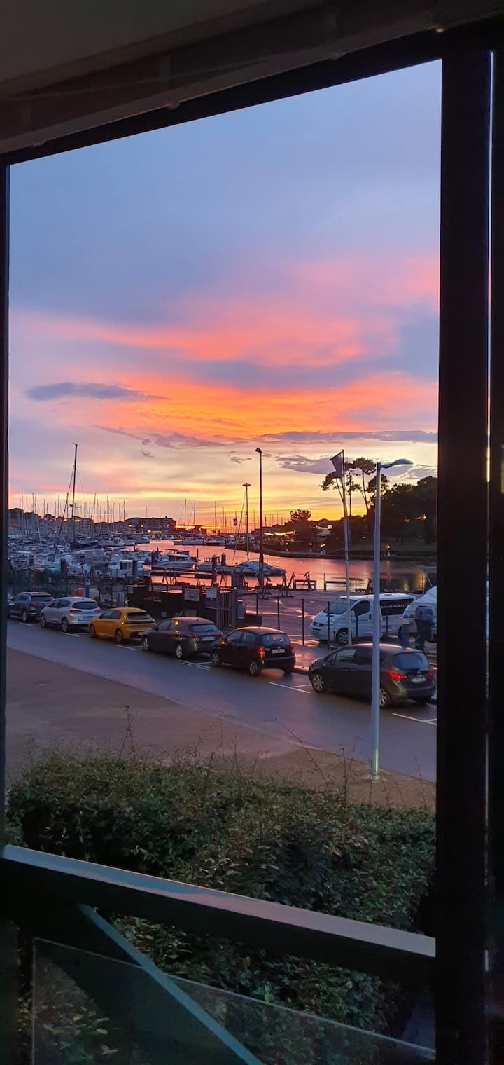 Location Appartement Vue Sur Le Port De Capbreton - Labenne