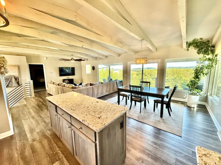 Amazing Views In Central Jefferson City - Jefferson City, MO