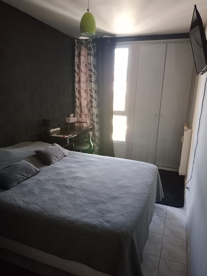 Private Room In Bayonne - Bayonne