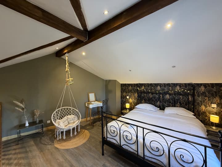 Maison Avec Piscine & Jardin Proche Centre-ville - Belley