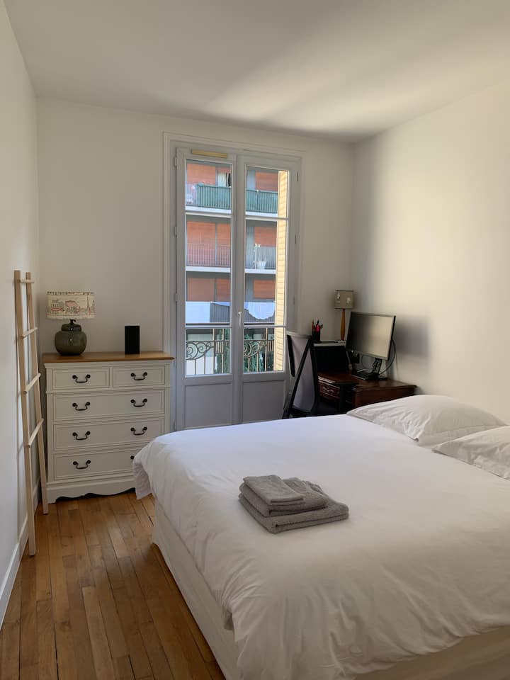 Deux Pièces Entièrement Rénové à Deux Pas De Paris - Boulogne-Billancourt