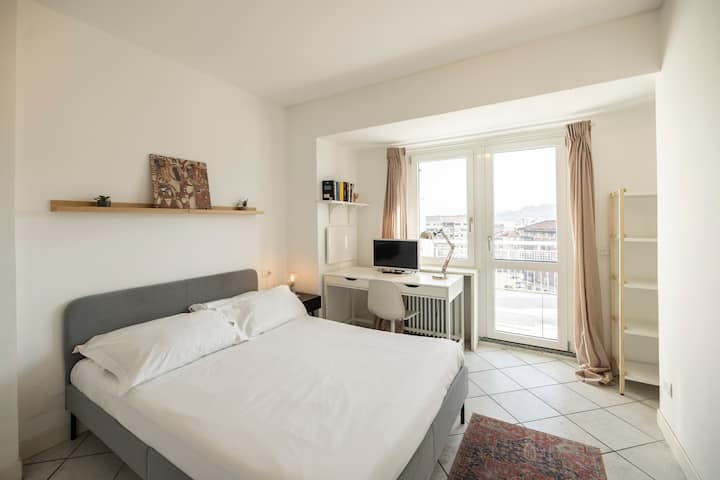 Spacious Attic With Beautiful Terrace + View - Turin