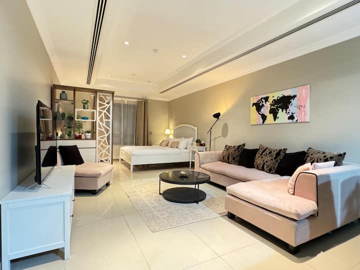 Gorgeous Studio At Prime Location W/sea View (1) - Doha