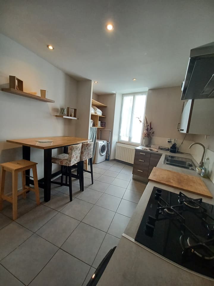 Charmant Logement De Qualité - Centre Ville Millau - ibis Budget Millau Viaduc