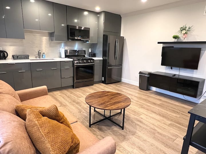 Breathtaking View 2br With Parking Space - San Francisco, CA