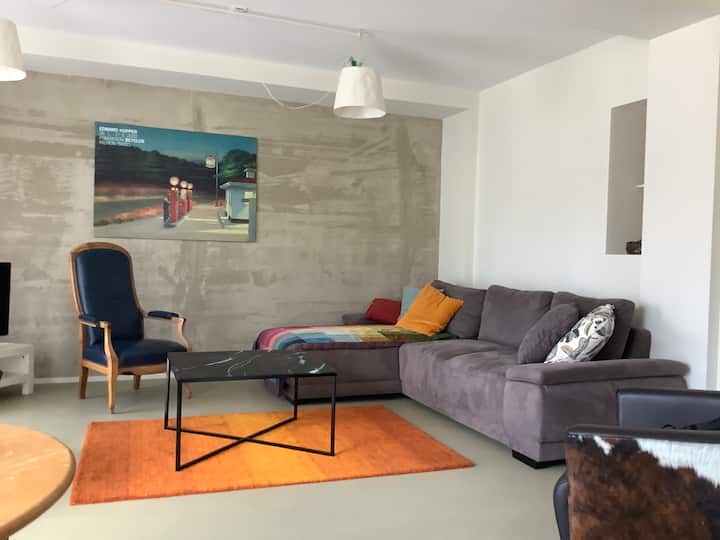 Grosszügiges Loft Im Zentrum - Wilderswil