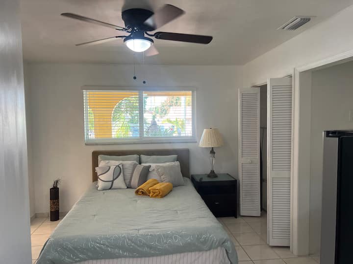 Cozy Private Room 2 . - Miami