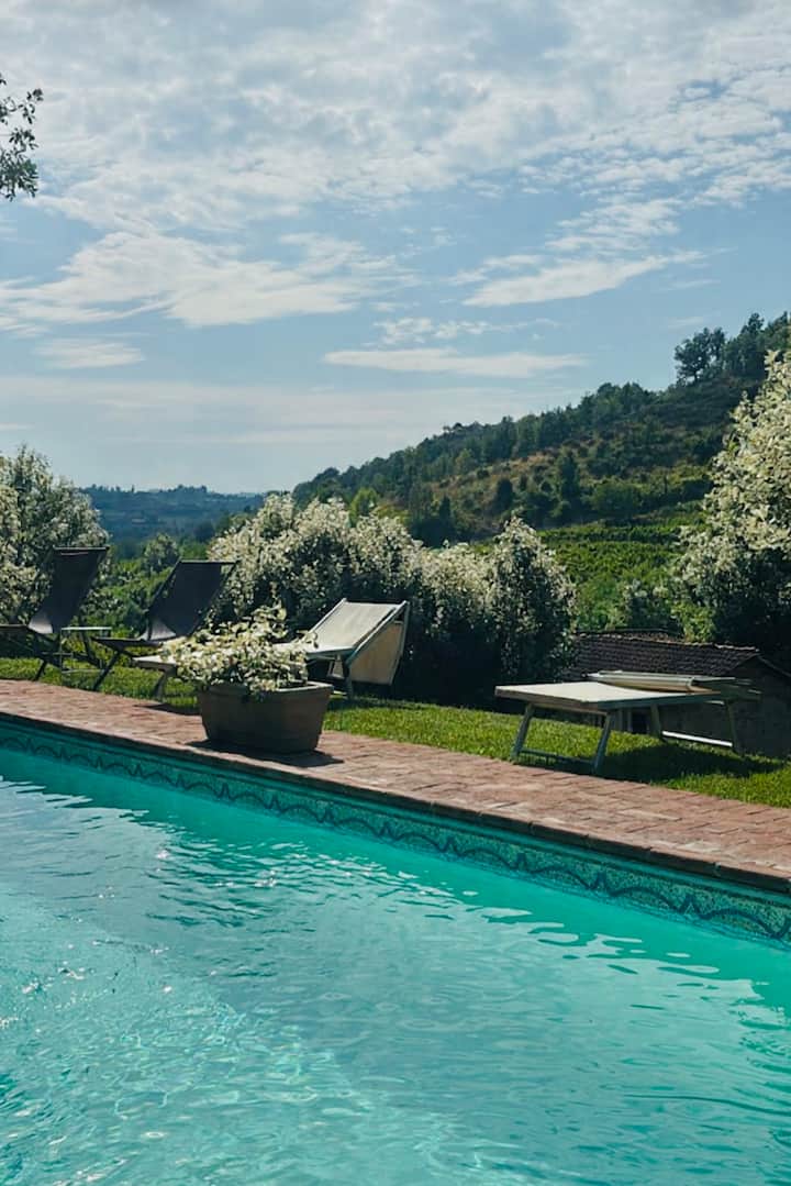 Cascina Burroni
Ortensia
Romantico - Piedmont