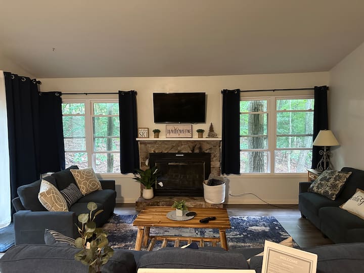 Four Season Treehouse Cabin - Massanutten - Massanutten, VA