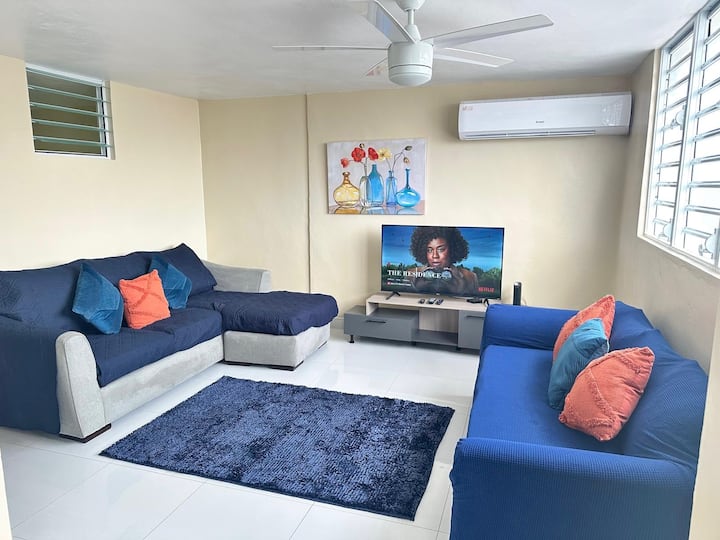 Newly Renovated 4br/2br Entire Home In Carolina - Puerto Rico
