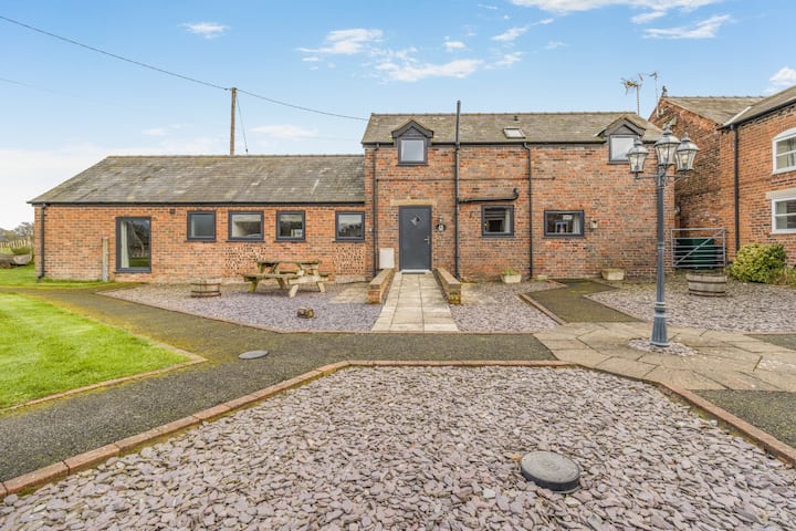 Barn Cottage - Peaceful, Rural 3 Bedroom Cottage - Wrexham