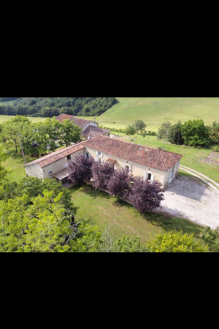 Maison à Louer Pour 6 Personnes Avec Spa Extérieur - Vic-Fezensac