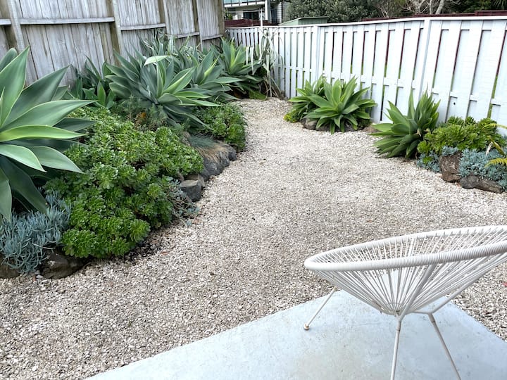 Be Delighted ! Amazing Value Own Sunny House&yard - Auckland