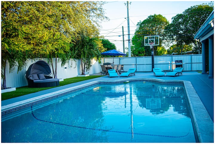 Escapada Perfecta: Casa Con Piscina, Golf Y Más! - Miami Gardens, FL