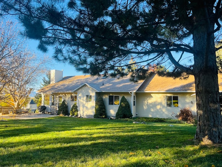 Rural Beauty (Full House) - Tony Grove Lake, UT