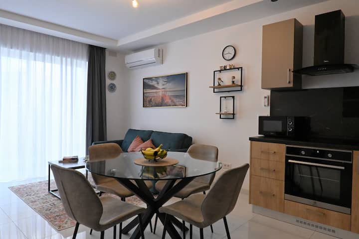 Flat In St. Julians - Malta
