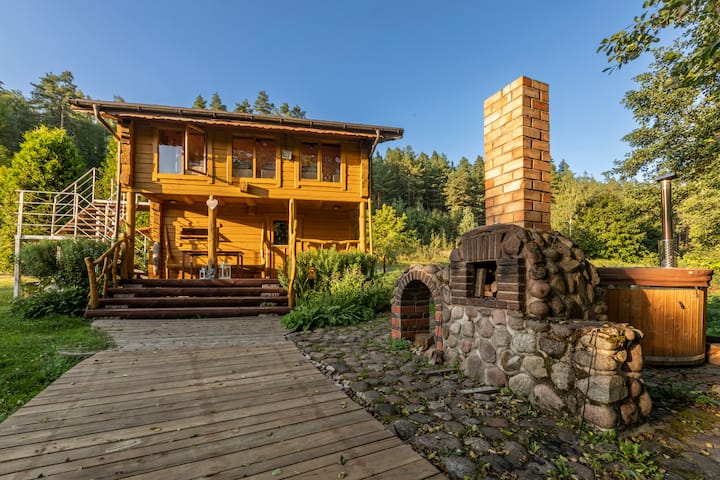 Mažosios Pirties Pastatas - Lithuania