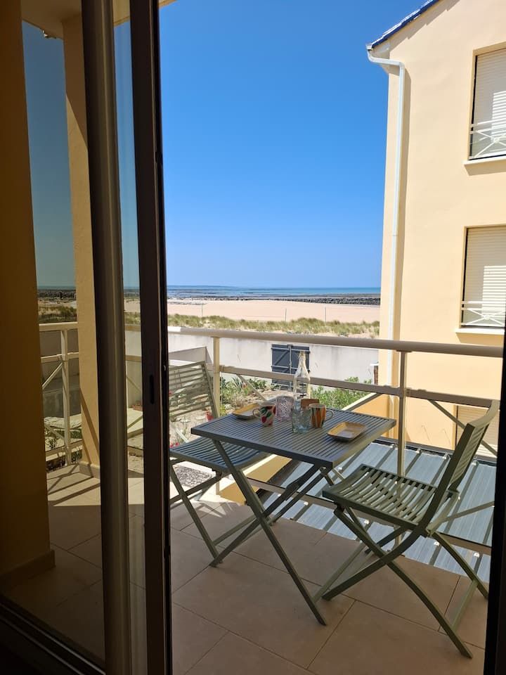 Les Voiles : Les Pieds Dans Le Sable, Vue Mer - Châtelaillon-Plage