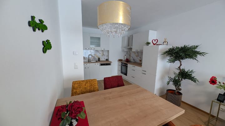 Fountain Suite - Luxuriöse Wohnung Balkon Seenähe - Gmunden
