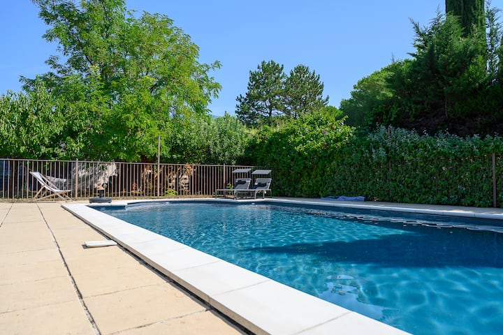 La Tarente, Villa Provençale, With Swimming Pool For 8 To 10 People, Rated 3***. - Bédoin