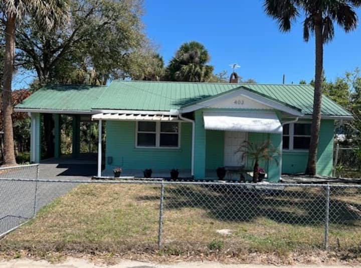 Daytona Escape W/apt Under 3 Miles To Beach 2 Bath - 데이토나비치