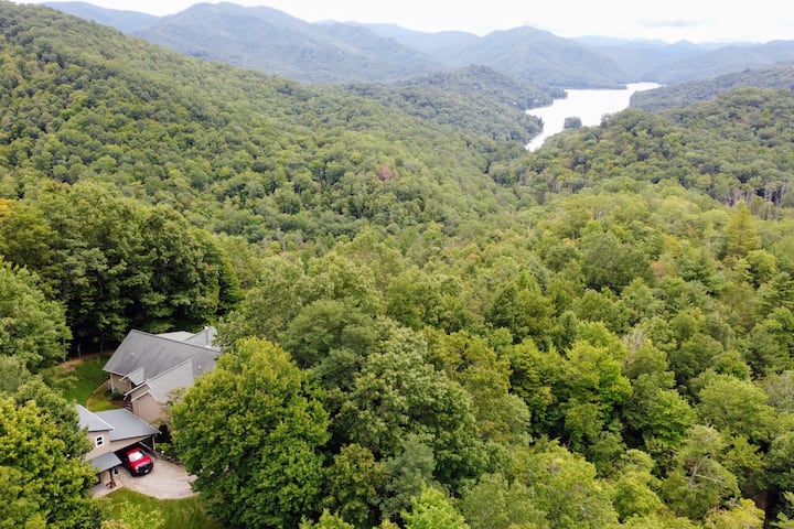 Three Bedroom, Mountain + Lake View, Private House - Robbinsville, NC