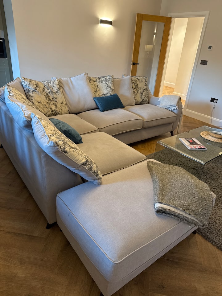 Adorable 3-bedroom Place - Bedfordshire