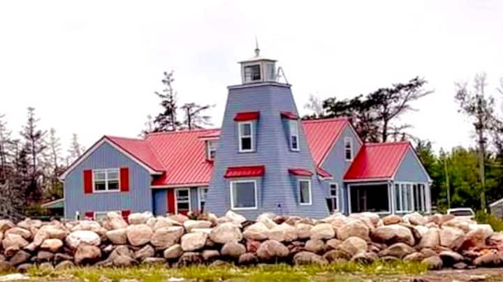 Hardy's Channel Lighthouse Retreat.