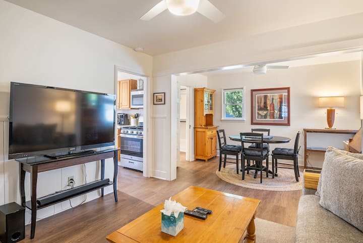 Walk To Downtown + Sun Porch Paso Robles - Paso Robles, CA