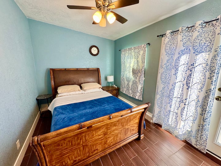 Cozy, Clean Home - Las Vegas, NV