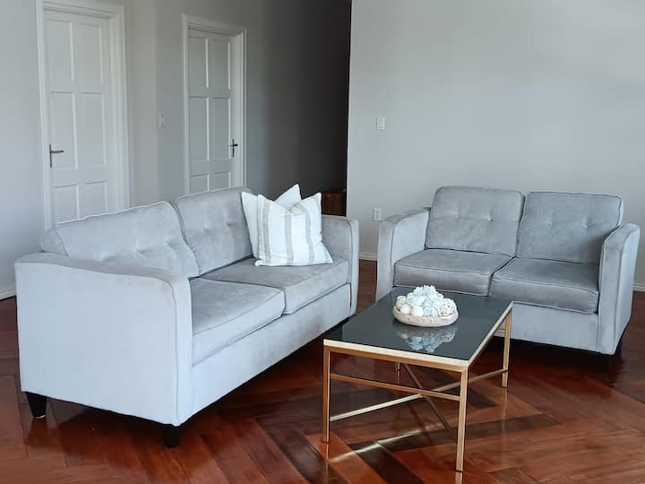 Luxury City Centre Stay In Colonial Style Building - Paramaribo