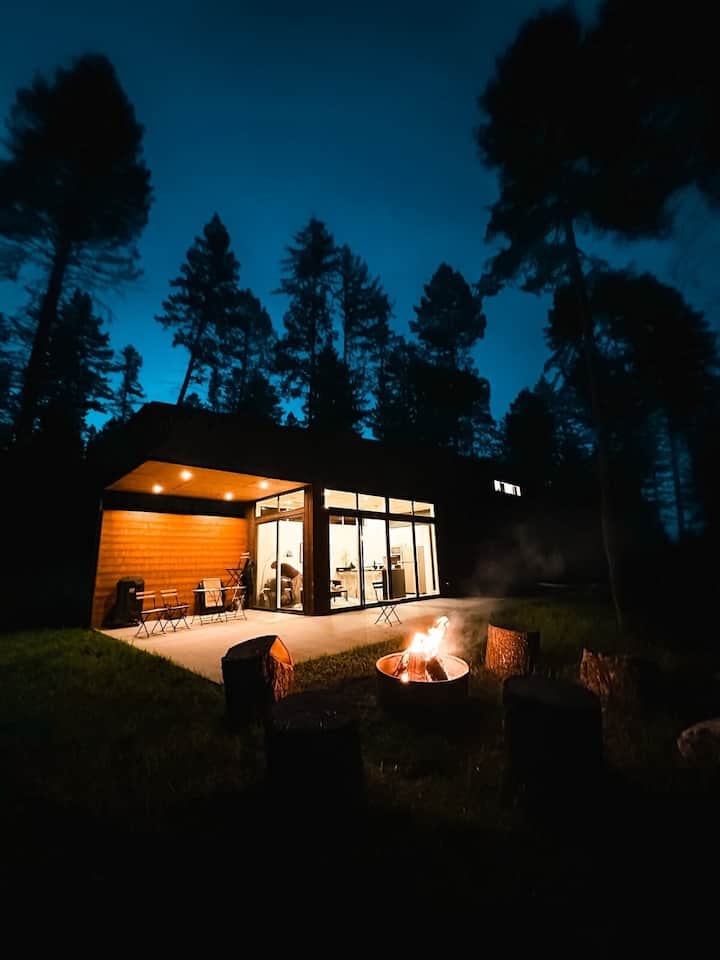 The Yellowstone At Stoner Creek Cabins - Bigfork, MT