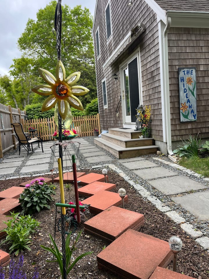 Cape Cod Hideaway - Barnstable, MA