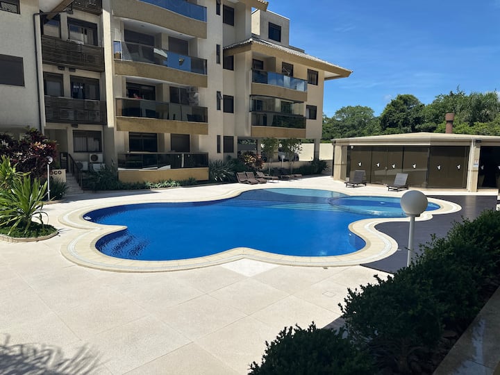 Lindo Apto Em Jurere  - 3 Quartos Perto Da Praia. - Florianópolis