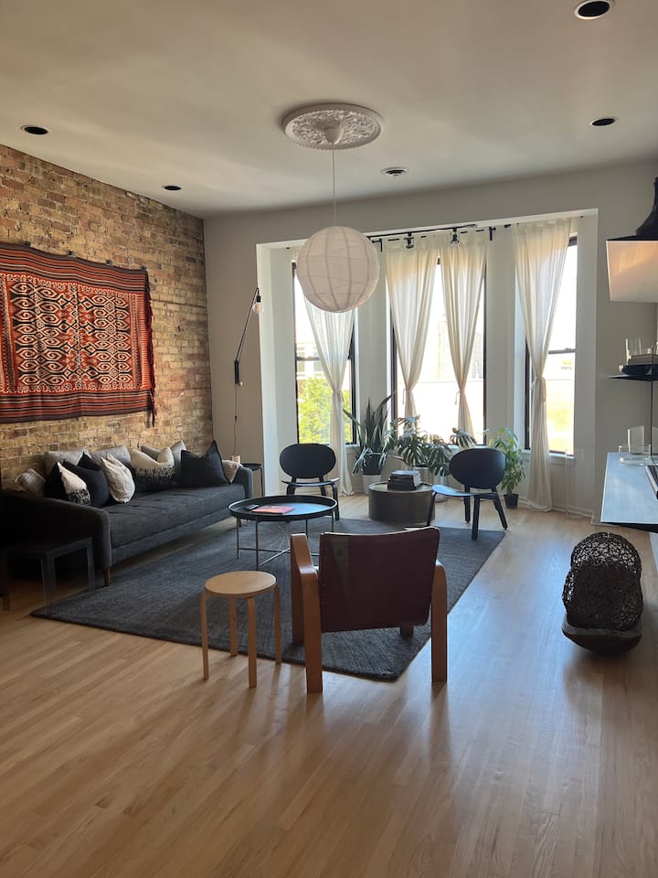 City Urban Loft In The Heart Of Wicker Park! - Chicago