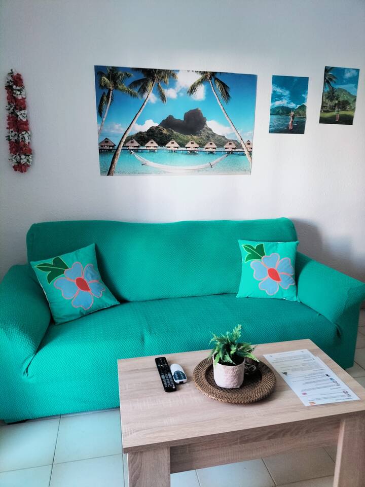 Agradable Adosado Con Gran Piscina Y Jardín - Torredembarra
